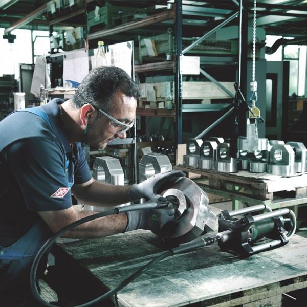 Metabo GE 710 Plus čeona brusilica, 710W, 600616000