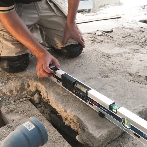 Bosch GIM 60 L Digitalni merač nagiba sa laserom