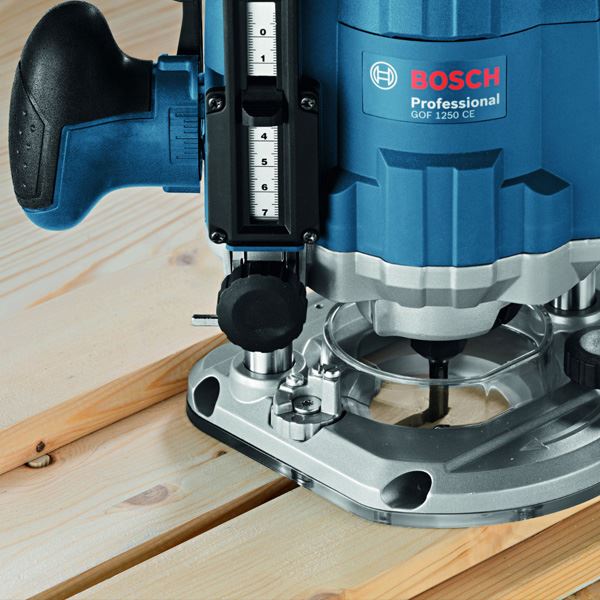 Bosch GOF 1250 CE glodalica za drvo