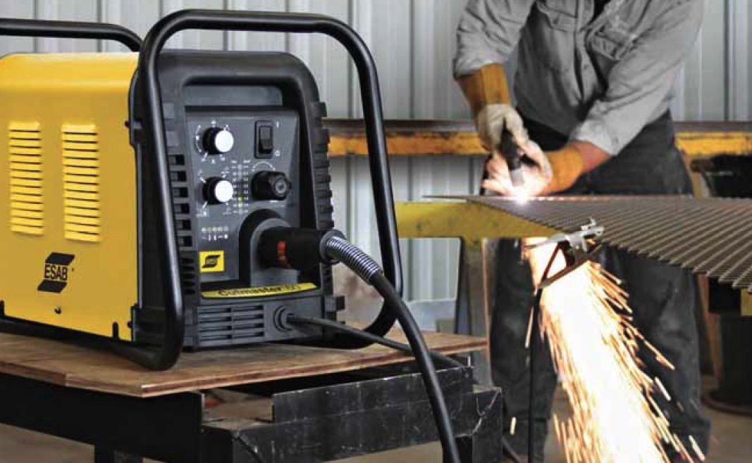 ESAB ECM Cutmaster 60 Plazma sekač, 60A 400V - gorionik 6m