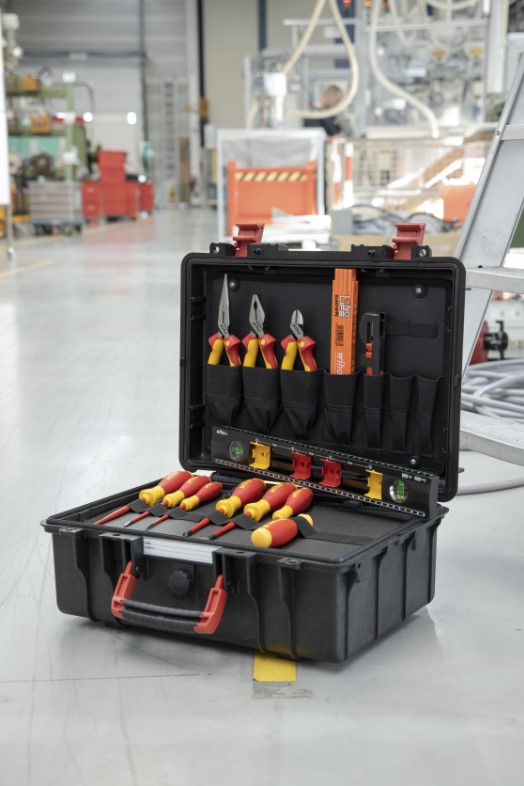 Wiha 45530 L električarski set alata u koferu, 18-delni