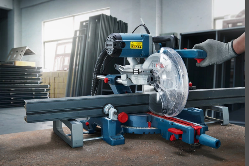 Bosch Potezni ger - stacionarni cirkular GCM 254 D Professional, 0601B53000